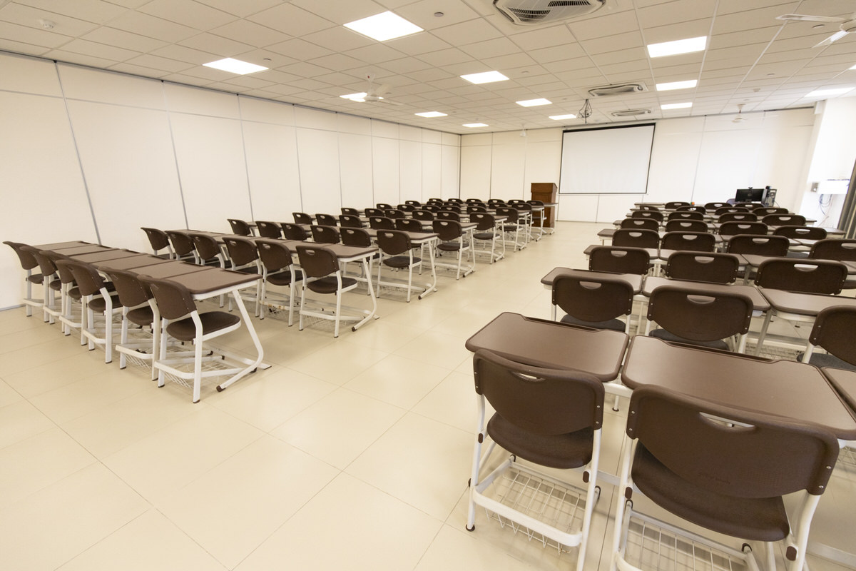 Facilities - Royal Institute of Colombo