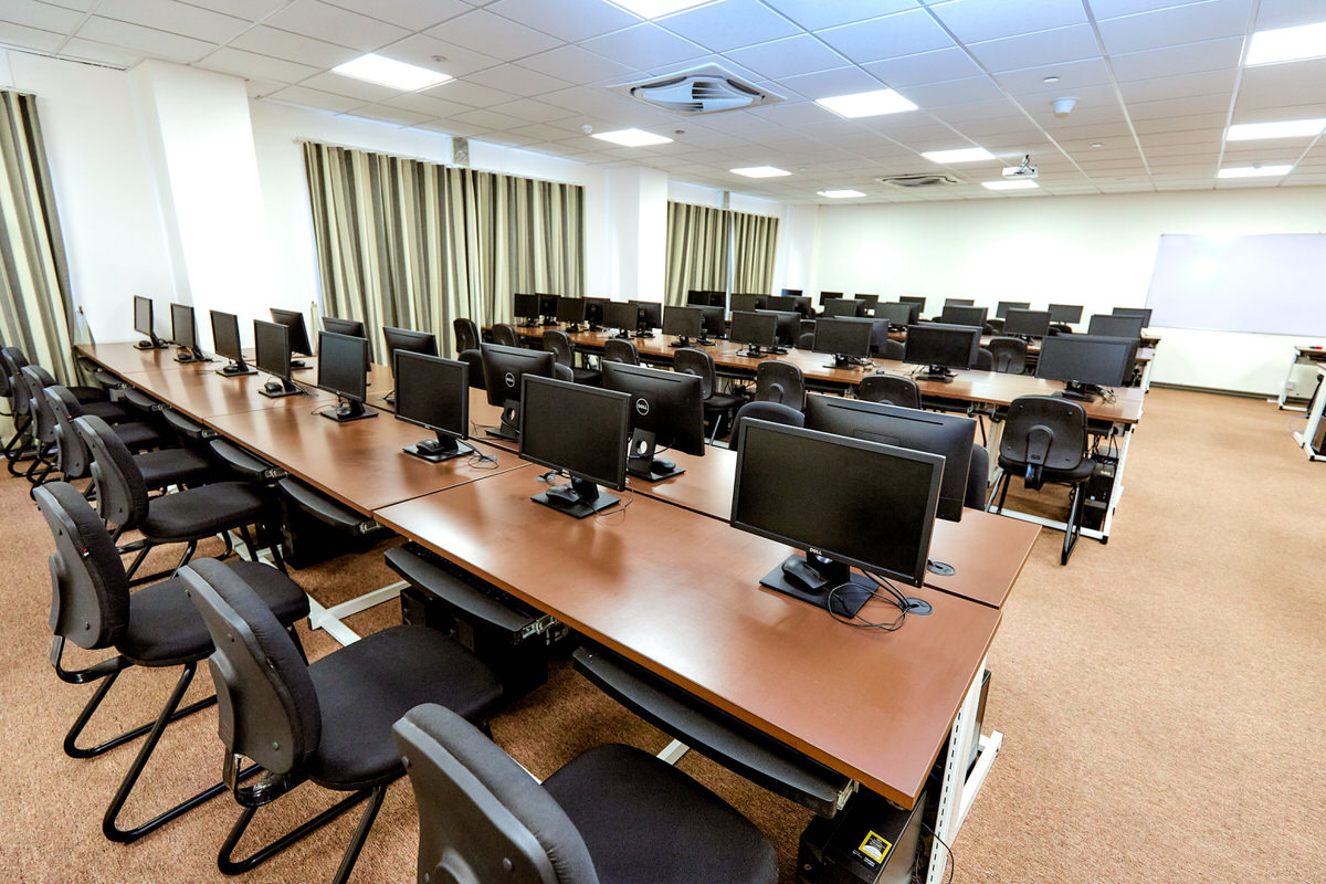 Facilities - Royal Institute of Colombo